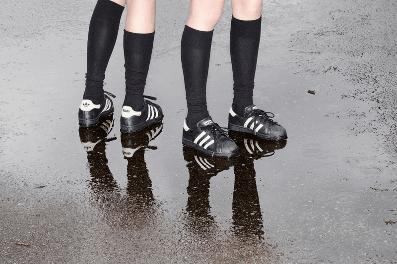 大秀上引起關注：Jennie 搶先穿的 adidas Originals x Avavav 聯名系列，發售消息來了！ - POPBEE