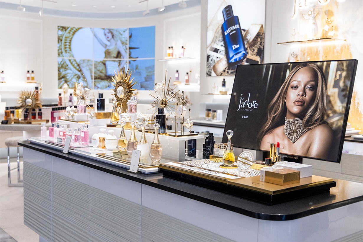 這個週末就去朝聖：SOGO 進駐香港最新購物地標 The Twins 雙子匯 1 期，場內有逾 480 品牌超好逛！ - POPBEE