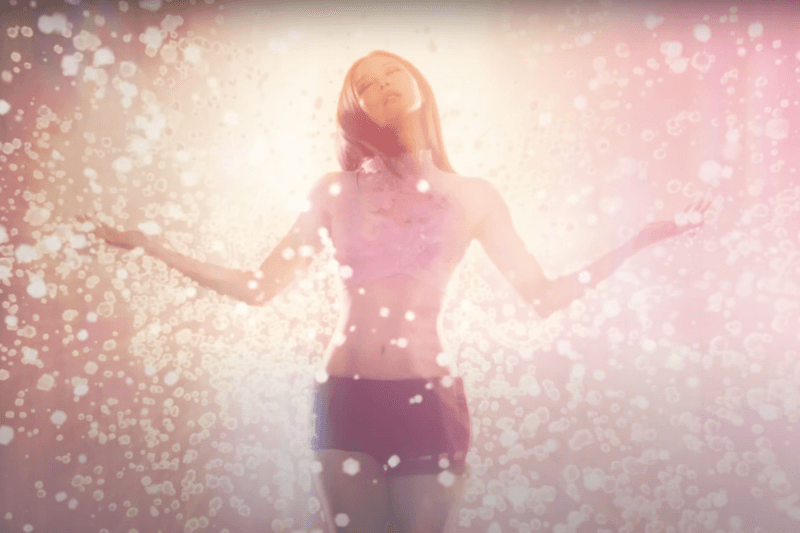 數不清的女王造型登場：Jennie 無預警公開新歌《Zen》引起粉絲熱議！ - POPBEE