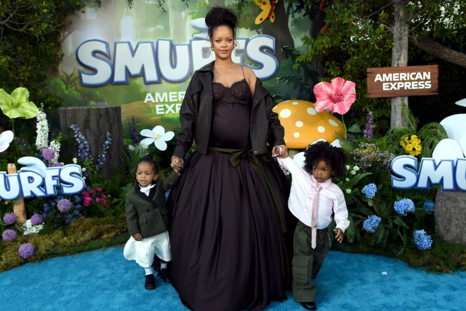 Rihanna 兒子身穿 Jonathan Anderson 的 Dior 訂製，最年輕的時尚寵兒！ - POPBEE