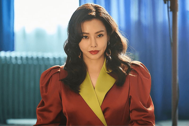 Netflix 8 月完整片單：《星期三2》《暴君的廚師》《愛麻夫人熱映中》《物怪2》《我與華特家男孩的生活2》... - POPBEE