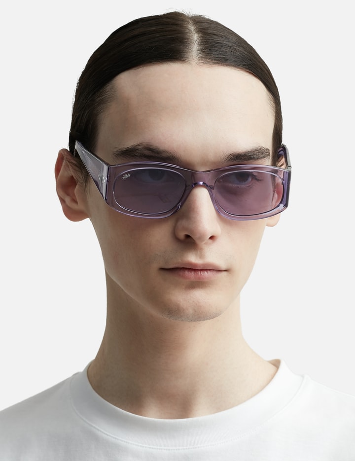 Akila - Eazy Sunglasses | HBX - Globally Curated Fashion and Lifestyle by Hypebeast