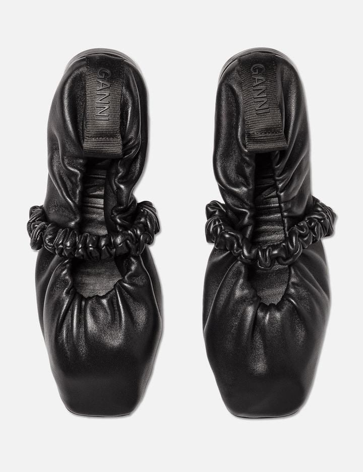 Ganni - Scrunchie Ballerinas | HBX - HYPEBEAST 為您搜羅全球潮流時尚品牌