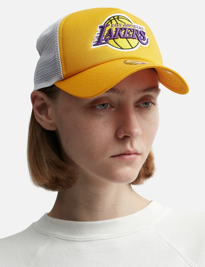 New Era - LA Lakers A Frame 9Forty Trucker Cap | HBX - HYPEBEAST 為您搜羅全球 ...