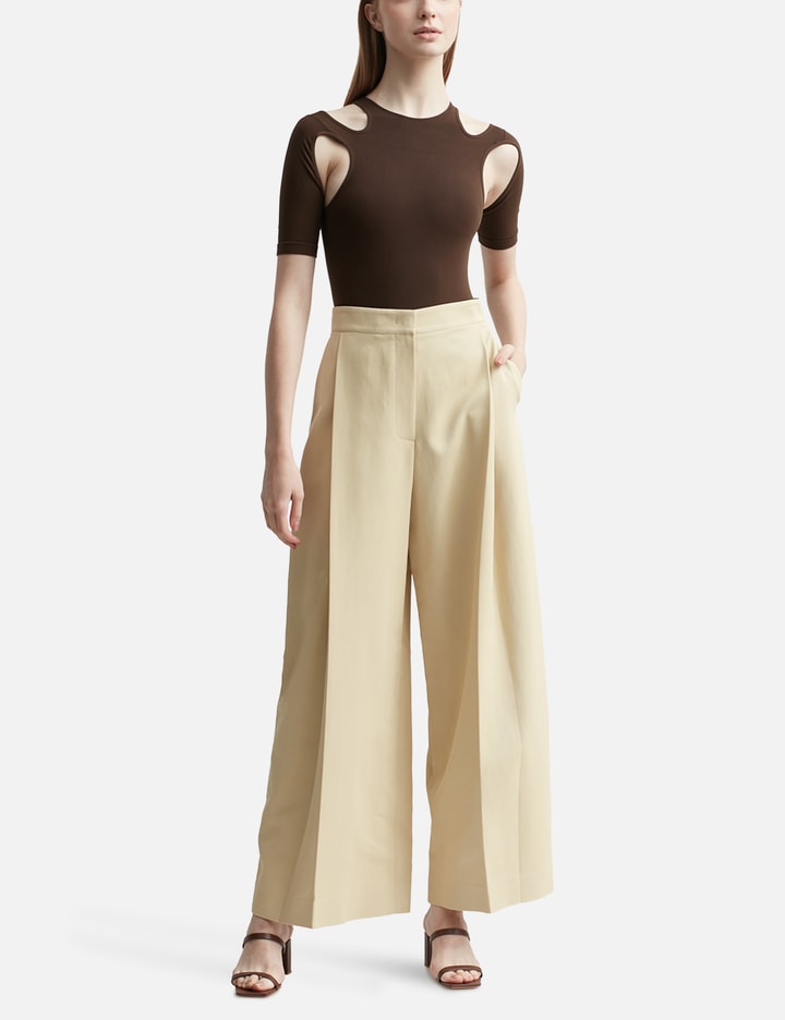 ANDREĀDAMO - Cut-Out Detail Sculpted Body Top | HBX