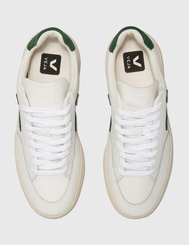 Veja - V-12 | HBX - Globally Curated Fashion and Lifestyle by Hypebeast