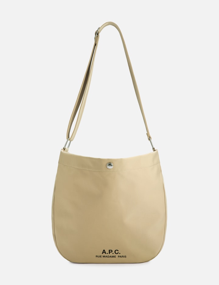 A.P.C. - BESACE JOURNAL | HBX - HYPEBEAST 為您搜羅全球潮流時尚品牌
