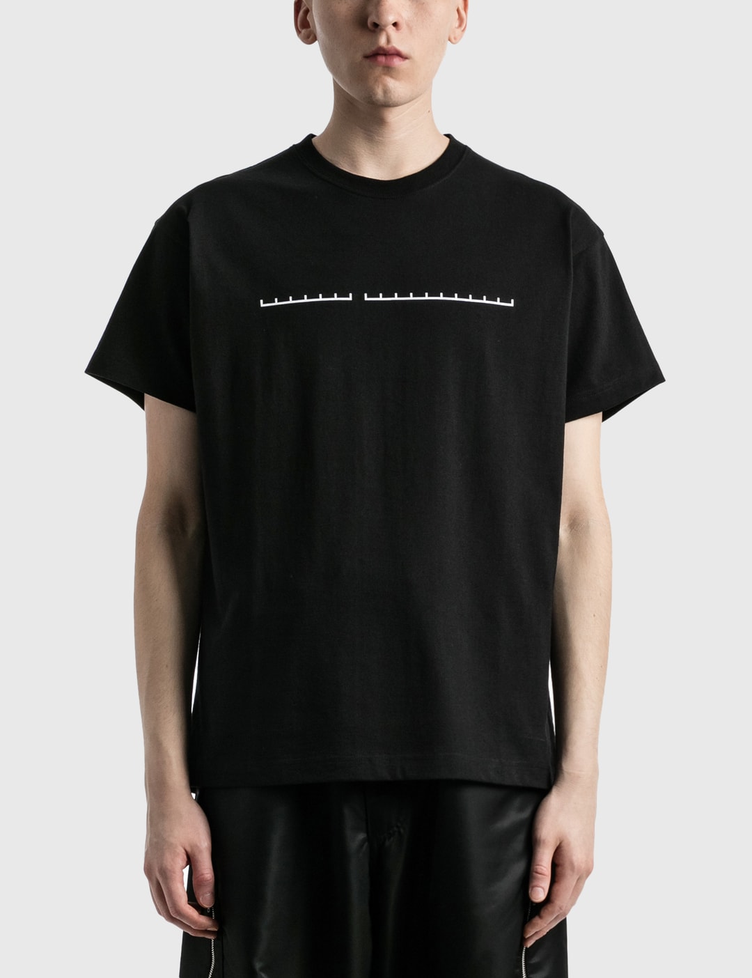 Random Identities - Logo T-shirt | HBX - HYPEBEAST 為您搜羅全球潮流時尚品牌