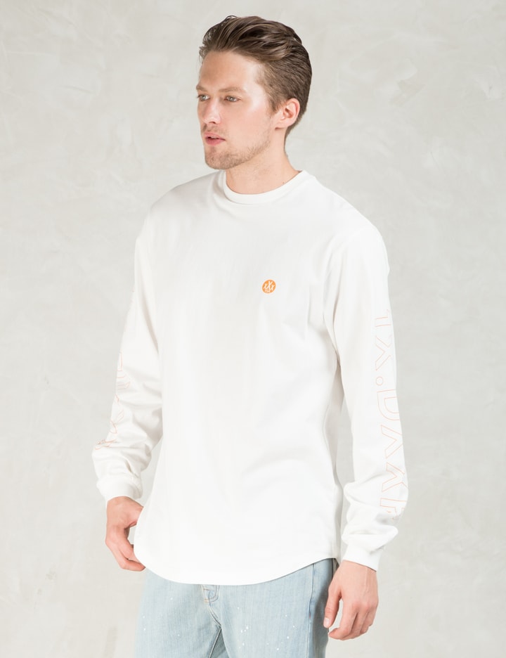 10.Deep - White L/S Dotted Scoop Bottom T-Shirt | HBX - Globally ...