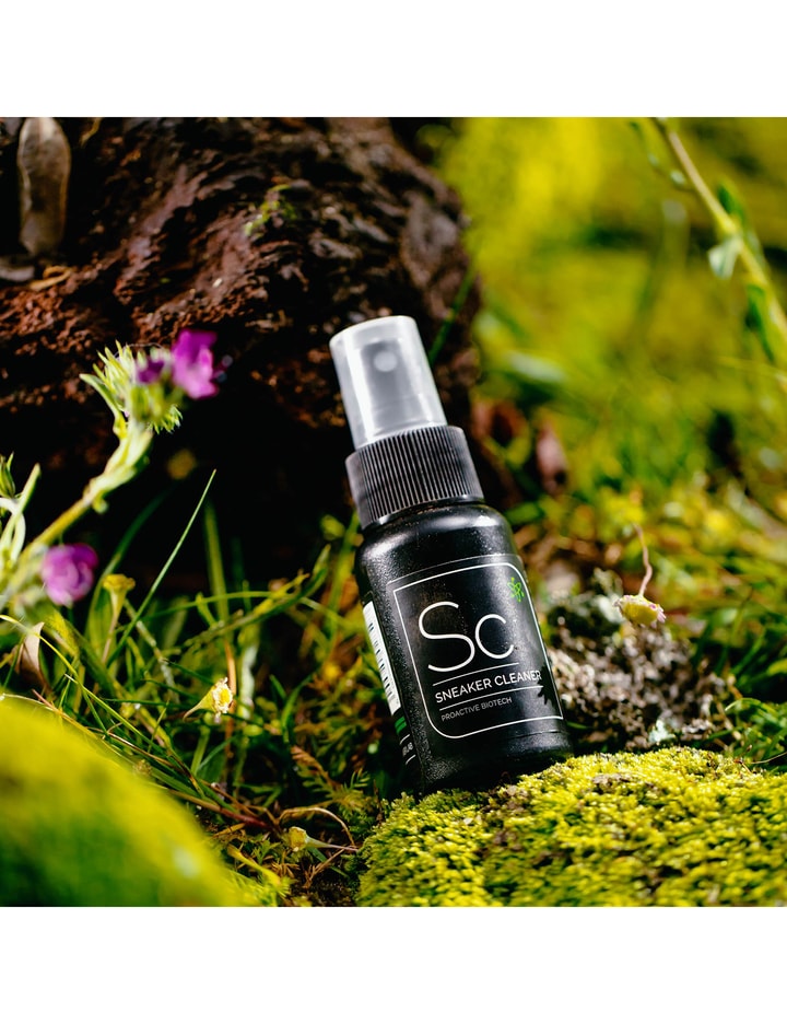 Sneaker LAB - Basic Kit | HBX - Globally Curated Fashion and Lifestyle by Hypebeast