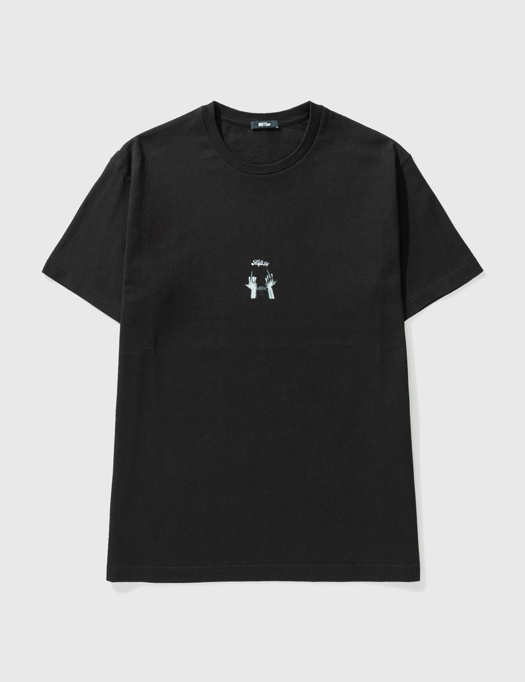 MSFTSrep - Middlefingers T-shirt | HBX - HYPEBEAST 為您搜羅全球潮流時尚品牌