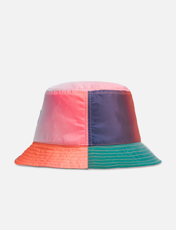 Maison Kitsuné - VIBRANT FOX HEAD BUCKET HAT | HBX