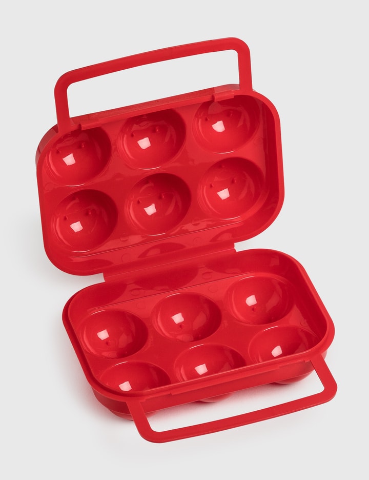 Chums - Booby Egg Salt & Pepper Set | HBX