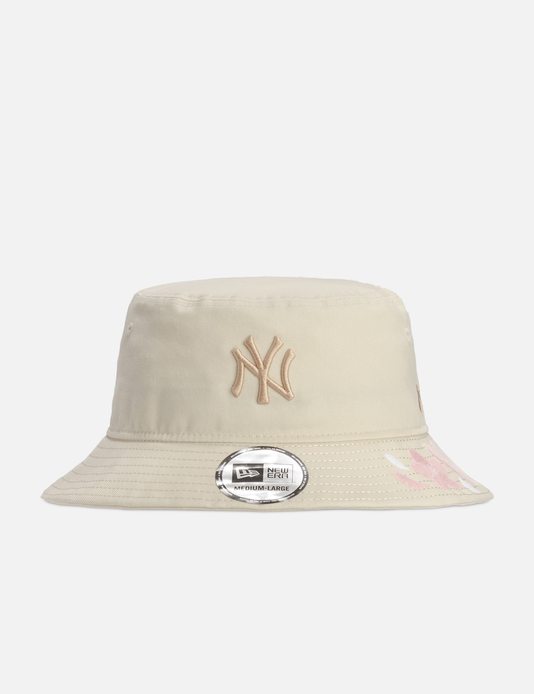 New Era - New York Yankees Sakura Bucket Hat | HBX - Globally Curated ...