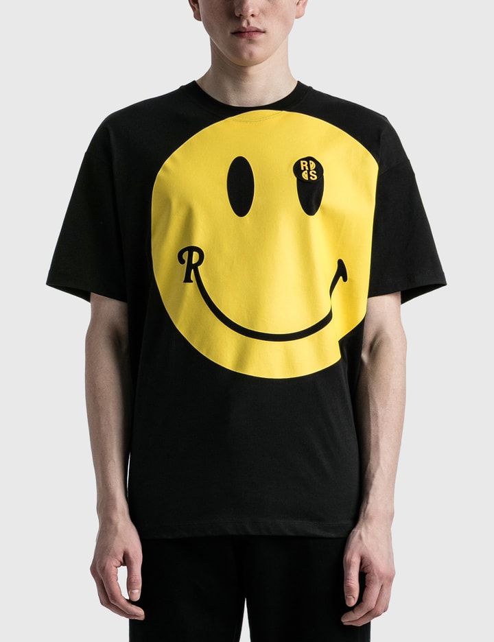 Raf Simons x Smiley - Raf Simons x Smiley Logo T-shirt | HBX - Globally ...