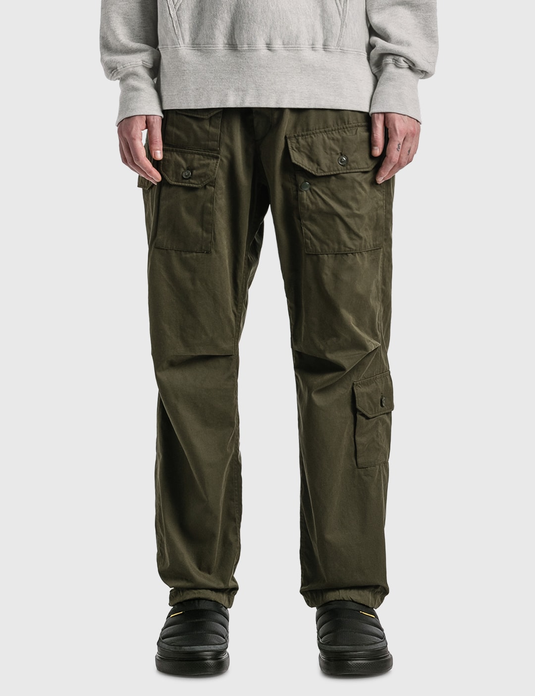 Engineered Garments - Flight Pants | HBX - HYPEBEAST 為您搜羅全球潮流時尚品牌