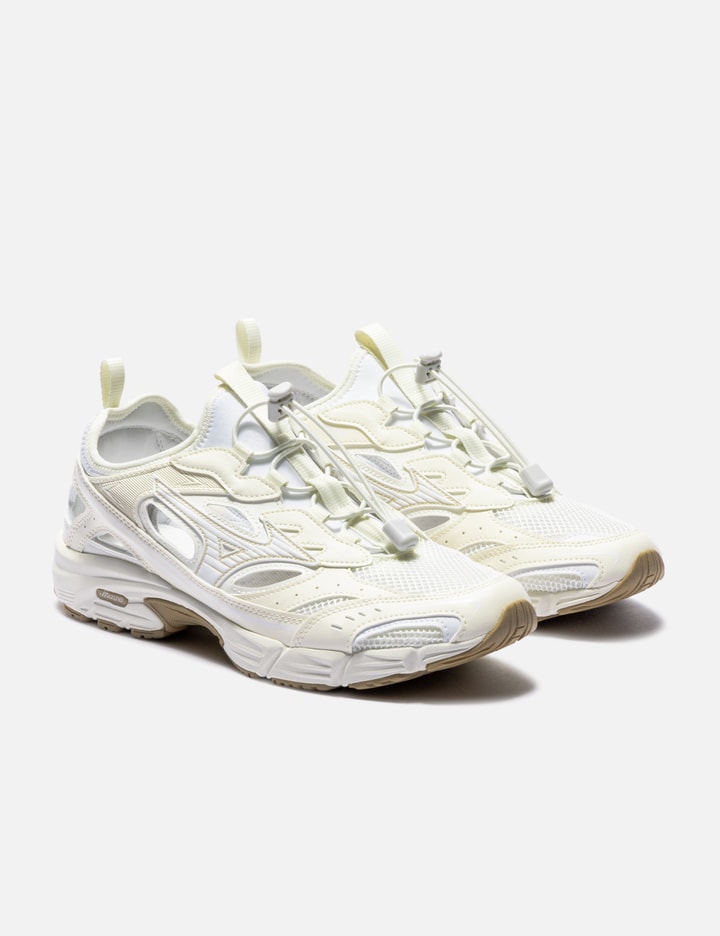 Mizuno Sportstyle MXR Sandal - 鏤空鞋面配快速索繩設計，透氣輕盈，夏日百搭之選。 | HBX