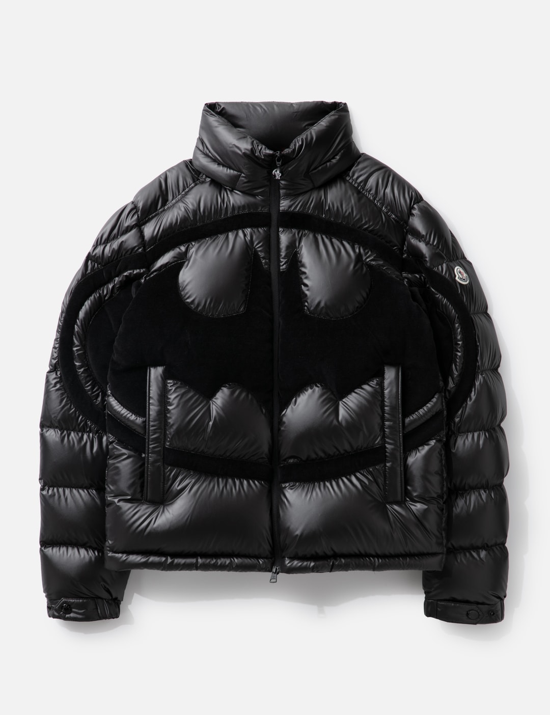 Moncler - Solander Batman Down Jacket | HBX - HYPEBEAST 為您搜羅全球潮流時尚品牌