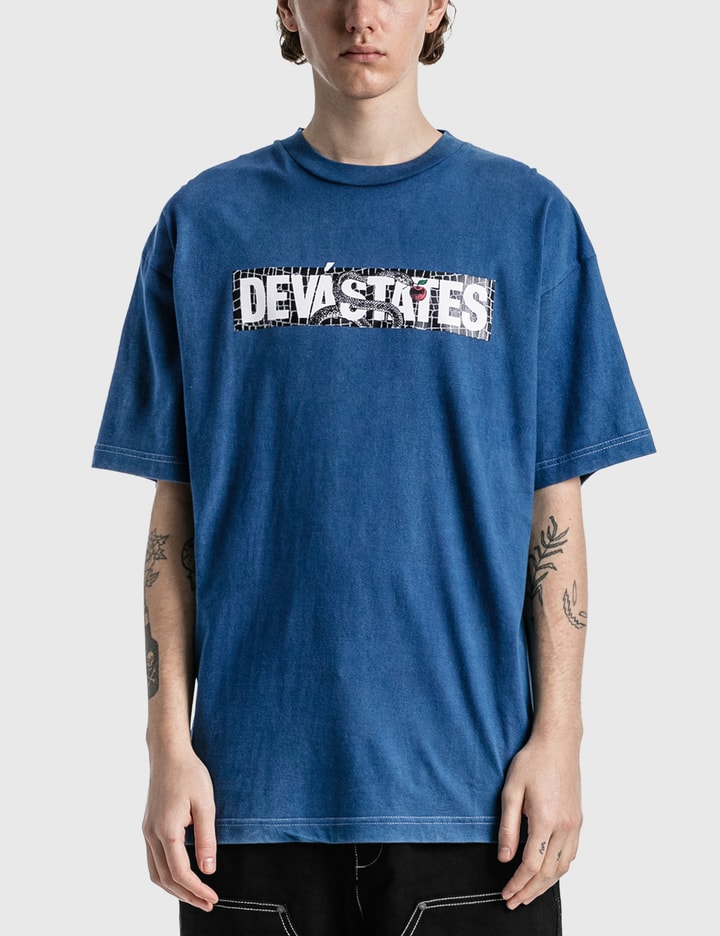 DEVÁ STATES - SERPENTS T-shirt | HBX - Globally Curated Fashion and ...