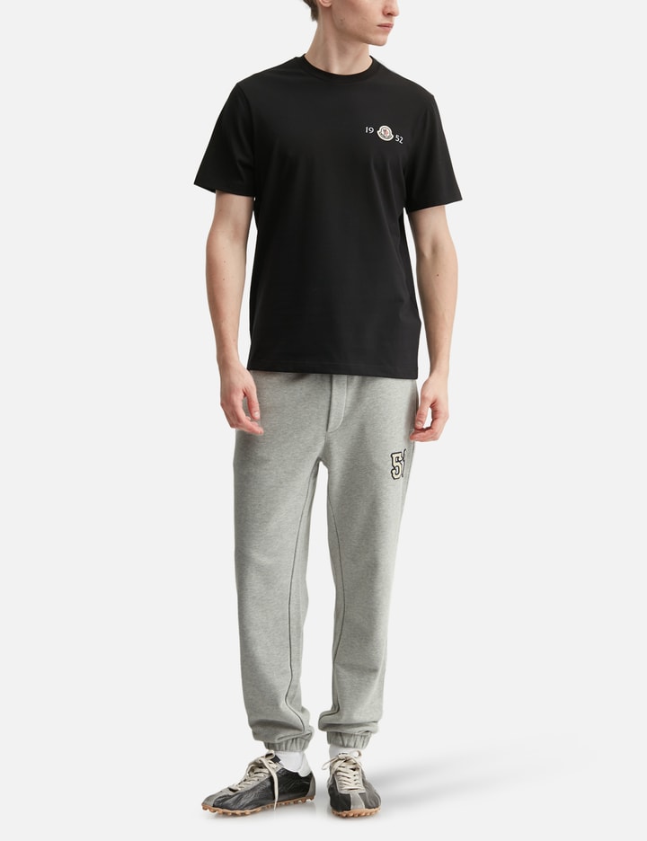 Moncler Logo Cotton T-Shirt - 彈力棉質常規版型，胸前Logo細節，簡潔百搭。 | HBX