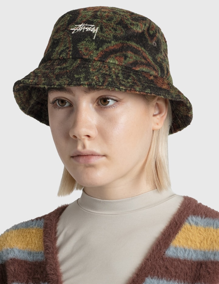 Stüssy - Psychedelic Deep Bucket | HBX - HYPEBEAST 為您搜羅全球潮流時尚品牌