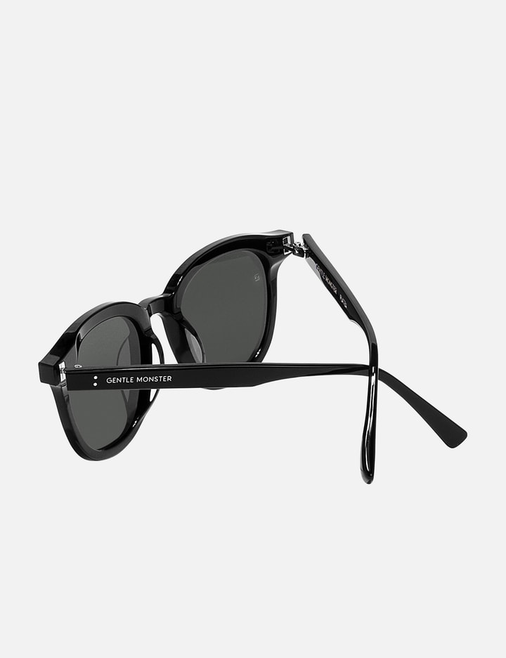 Gentle Monster - LANG 01 | HBX - HYPEBEAST 為您搜羅全球潮流時尚品牌