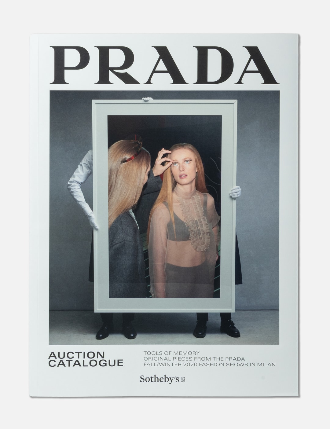 Prada Prada Tools of Memory Sotheby's F/W 2020 Catalogue - 外観・内側とも非常に良好 ...
