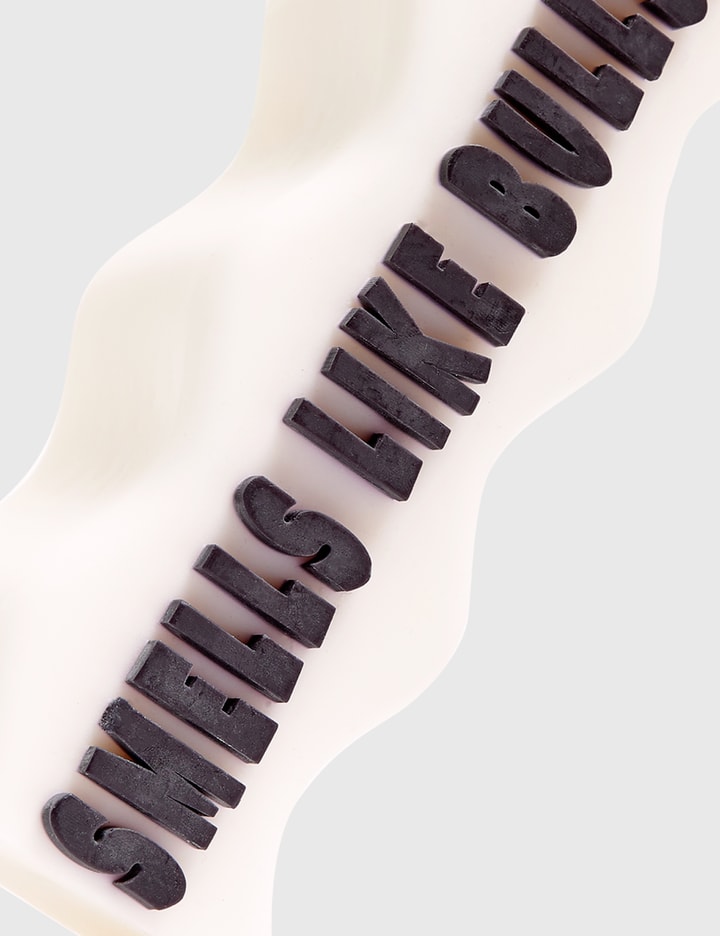 Wavey Casa - Smells Like Bullshit キャンドル | HBX - ハイプビースト(Hypebeast)が厳選した ...