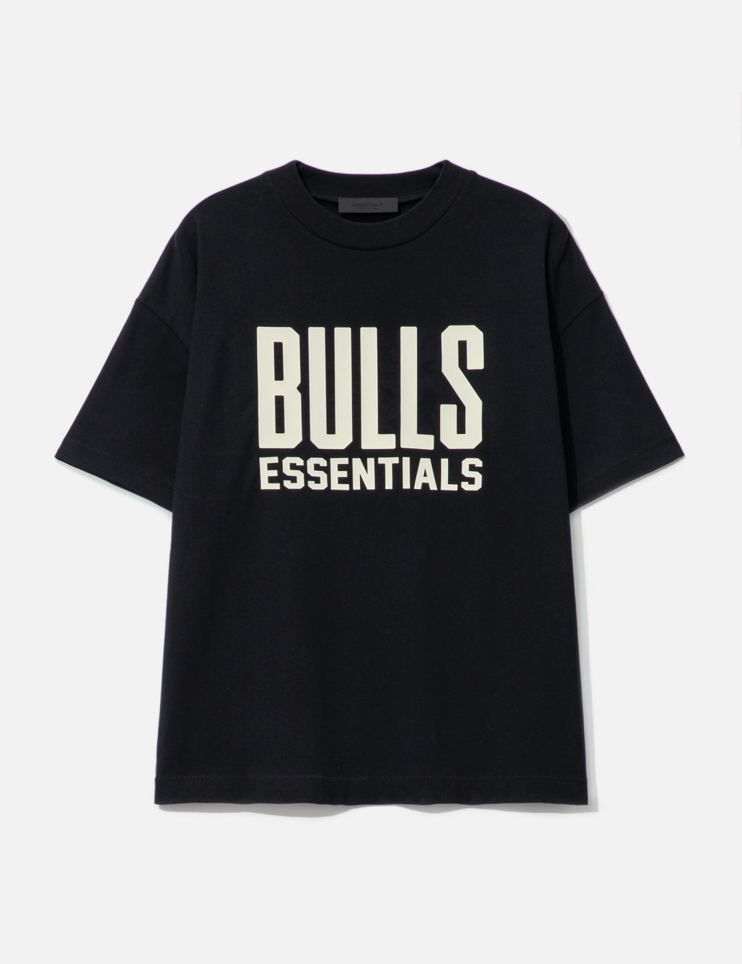 Fear of God Essentials - Essentials Bulls T-shirt | HBX - 하입비스트가 엄선한 ...