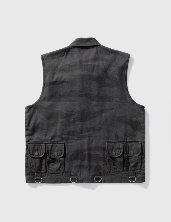 Maharishi - Camo Cisco Combat Vest | HBX - HYPEBEAST 為您搜羅全球潮流時尚品牌