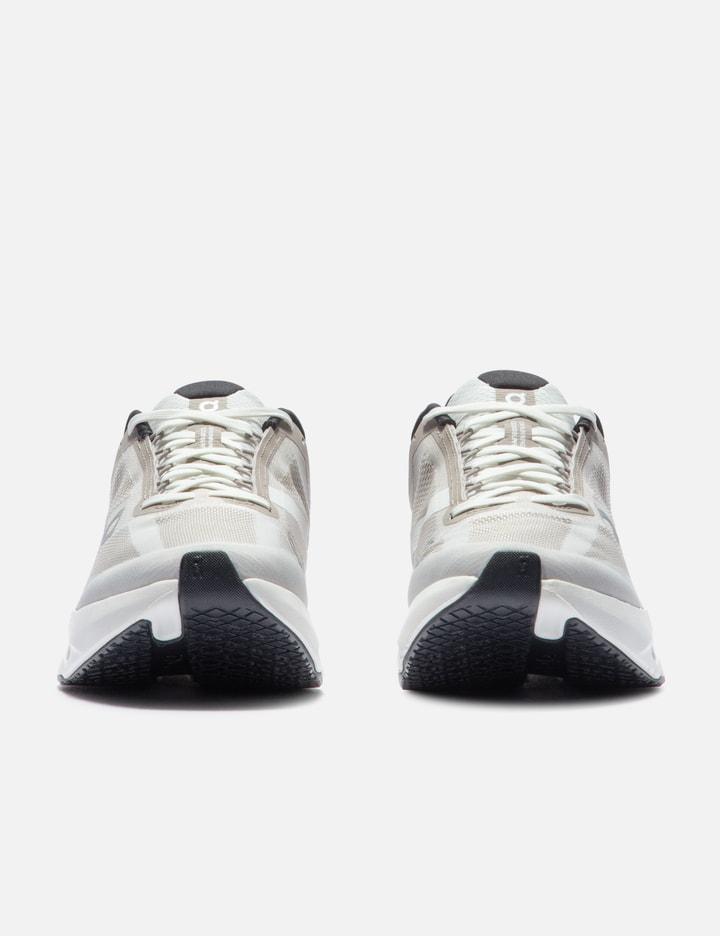 On - Cloudsurfer Next | HBX