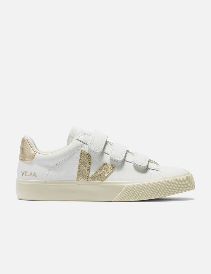 Veja Recife Suede - Sustainable low-top suede sneakers in Extra White ...