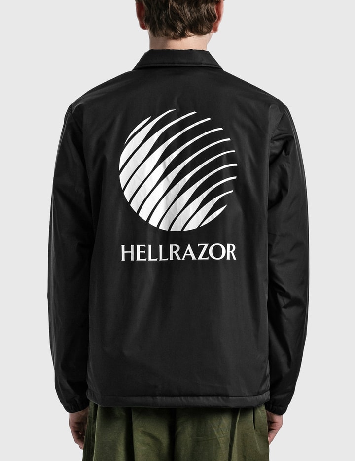 Hellrazor - Logo Nylon Coach Jacket | HBX - HYPEBEAST 為您搜羅全球潮流時尚品牌