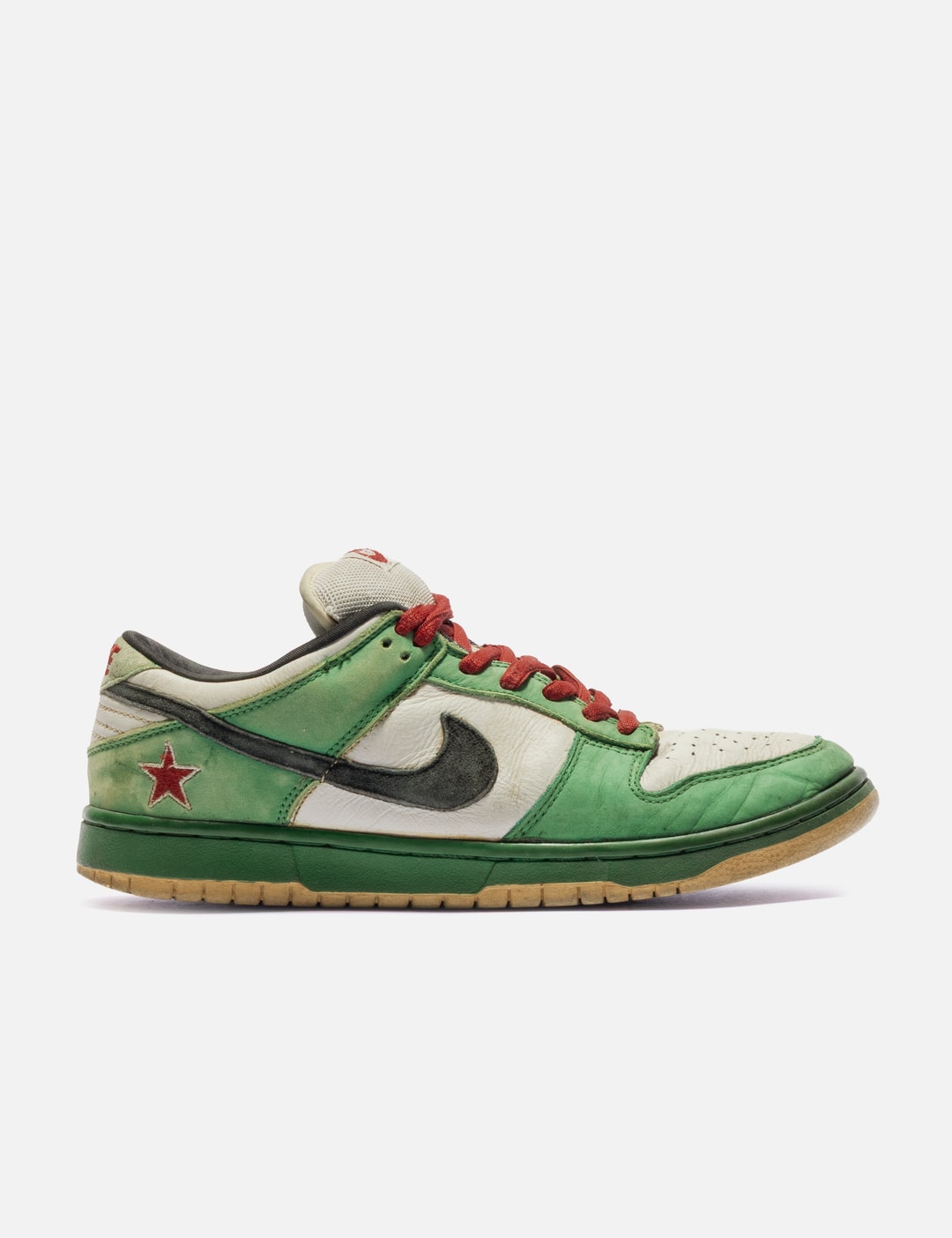 Nike - Heineken Dunk Low Pro SB | HBX