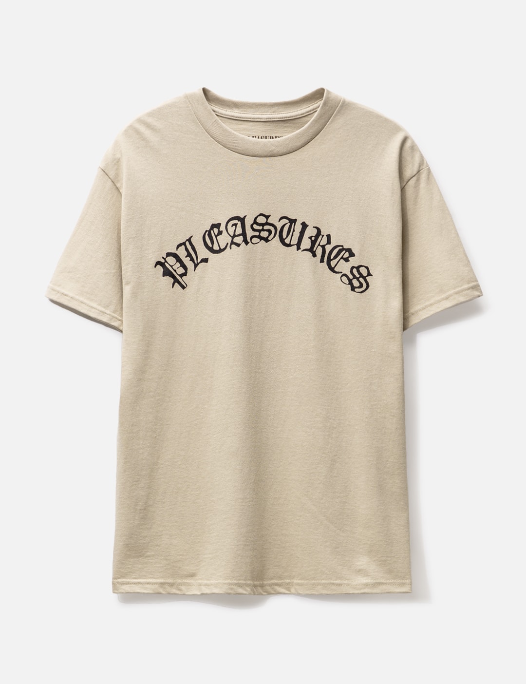 Pleasures - OLD E LOGO T-SHIRT | HBX - HYPEBEAST 為您搜羅全球潮流時尚品牌