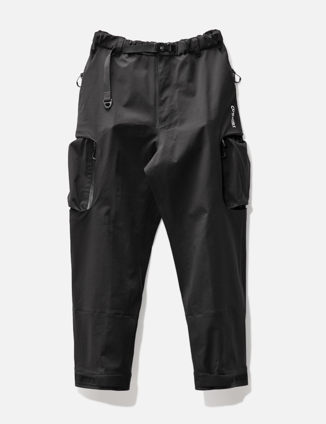 CMF Outdoor Garment - Phantom Pants Coexist | HBX - HYPEBEAST 為您搜羅全球潮流時尚品牌