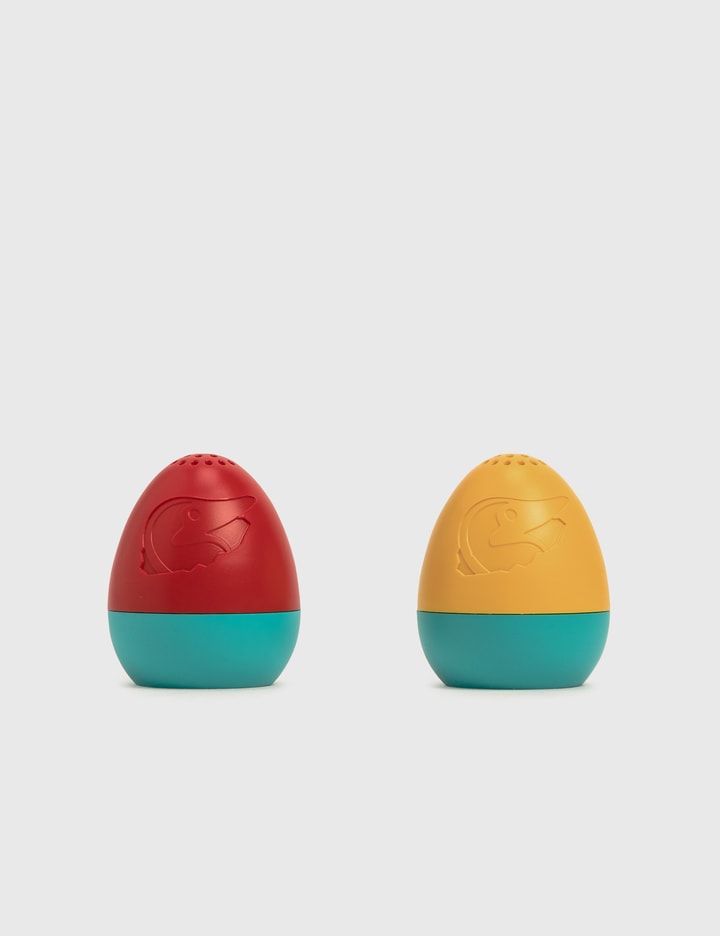 Chums - Booby Egg Salt & Pepper Set | HBX