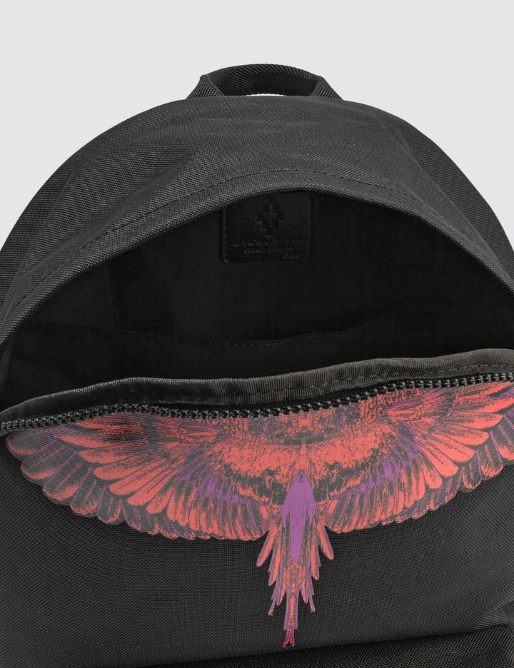 Marcelo Burlon - Red Wings Backpack | HBX - HYPEBEAST 為您搜羅全球潮流時尚品牌