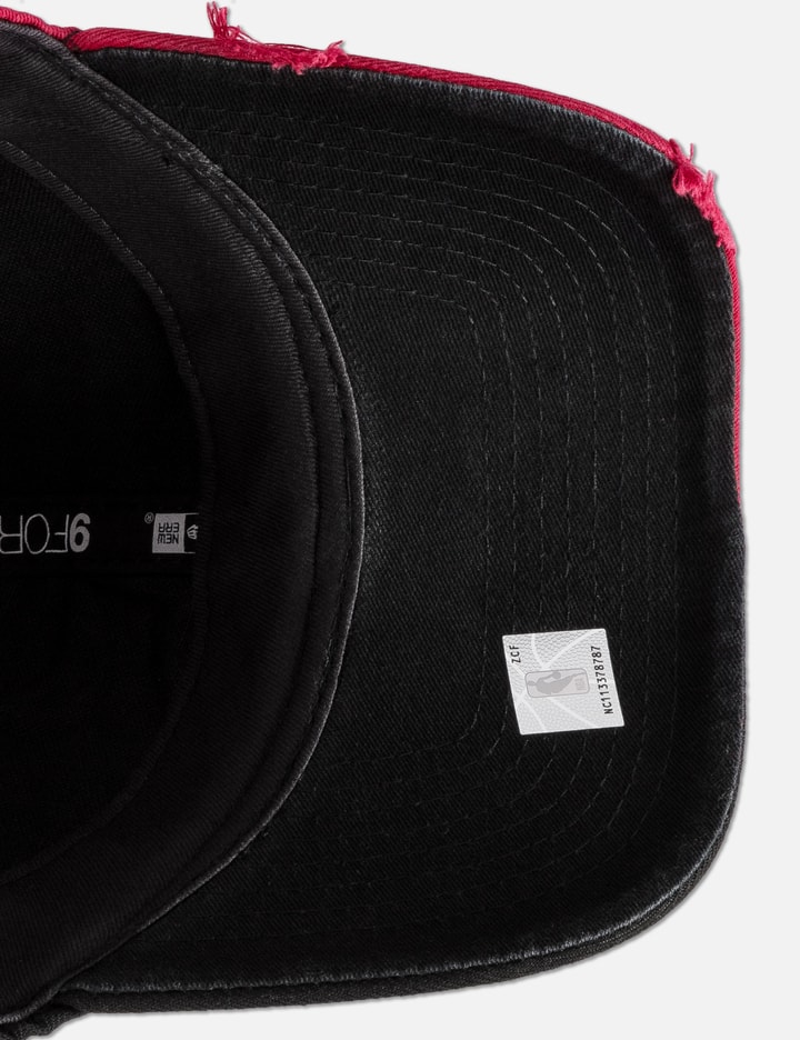 New Era - Half Damaged Chicago Bulls 9Forty Cap | HBX - HYPEBEAST 為您搜羅 ...
