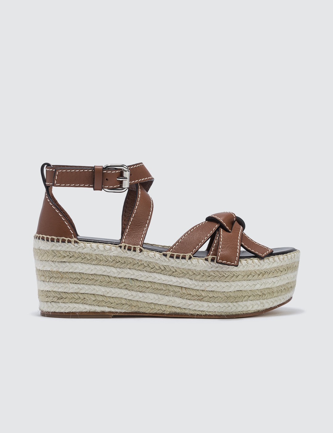 Loewe - Gate Wedge Sandals | HBX - HYPEBEAST 為您搜羅全球潮流時尚品牌