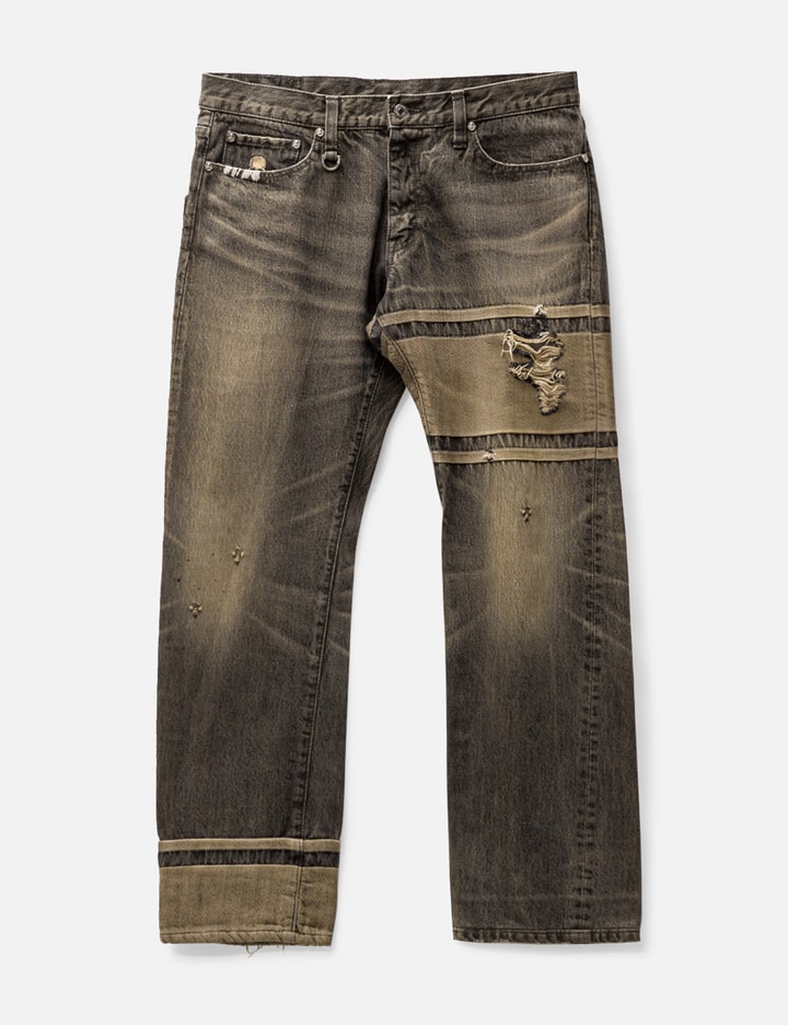 Mastermind World - MASTERMIND SERENADE WASH JEANS | HBX - HYPEBEAST 為您 ...