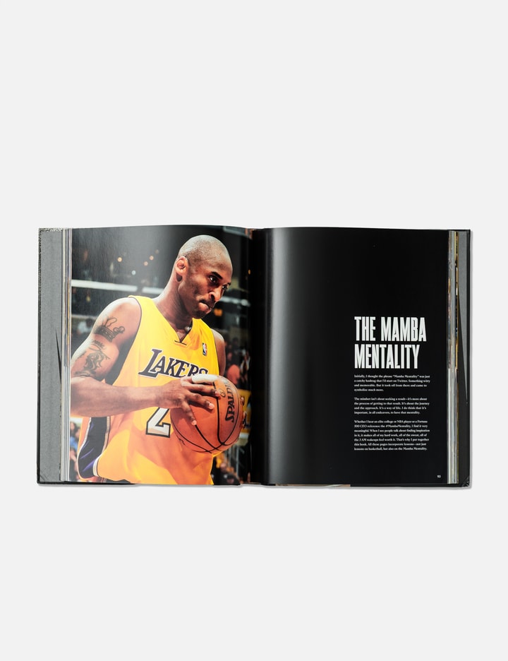 KOBE BRYANT The Mamba Mentality: How I Play - Ginamit, itim, may ...