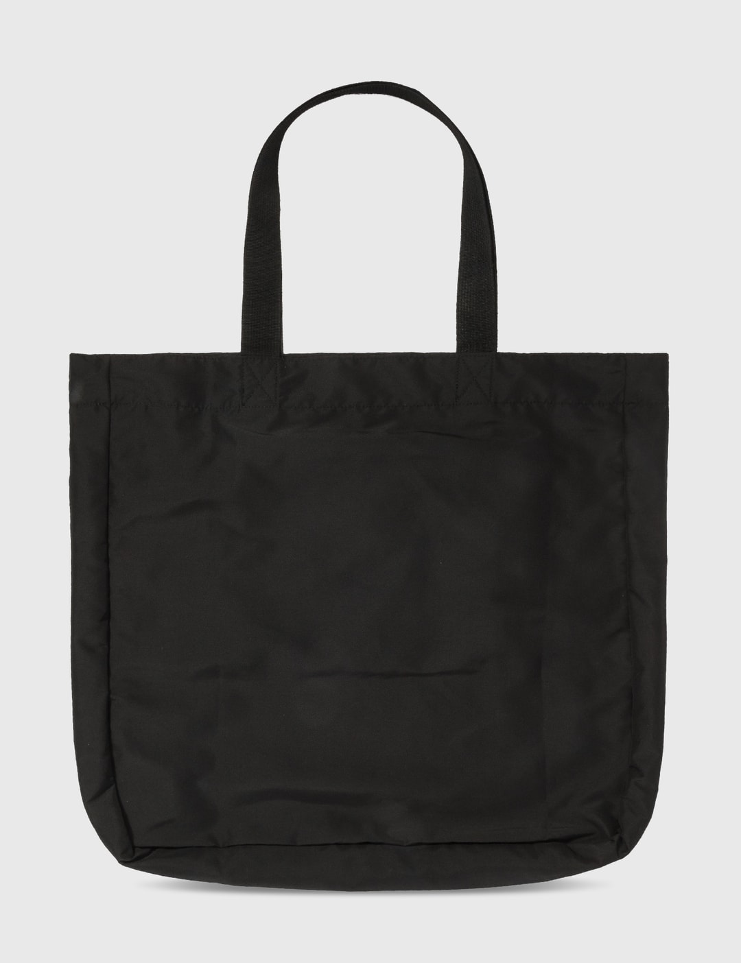 Gramicci - Shell Tote Bag | HBX - Globally Curated Fashion and ...