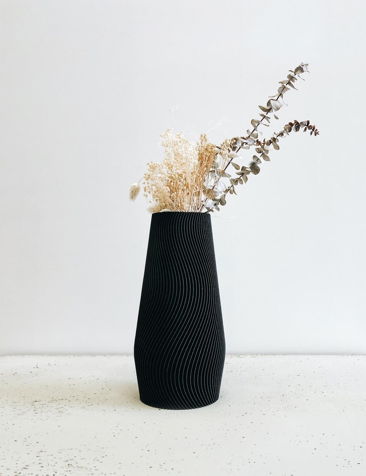 Minimum Design - WAVE Vase | HBX
