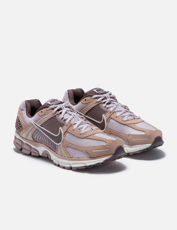 Nike - Nike Zoom Vomero 5 | HBX