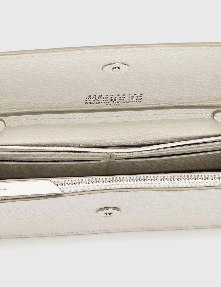 Maison Margiela - Large Chain Wallet | HBX - HYPEBEAST 為您搜羅全球潮流時尚品牌